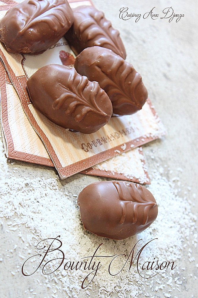 Bounty fait maison barre chocolat noix de coco | La cuisine de Djouza