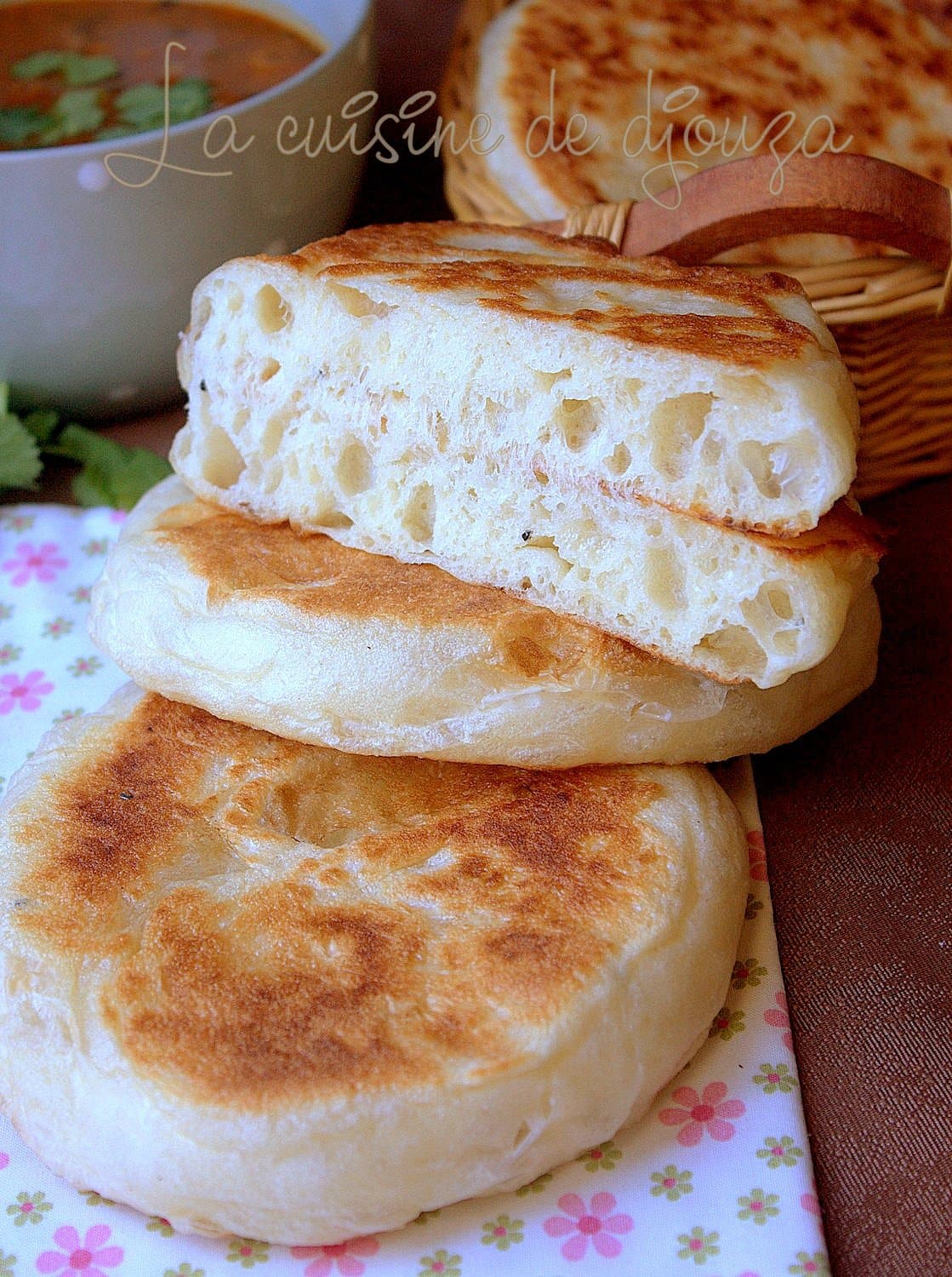 Petit Pain Matlouh très Moelleux (Khobz Tajine)